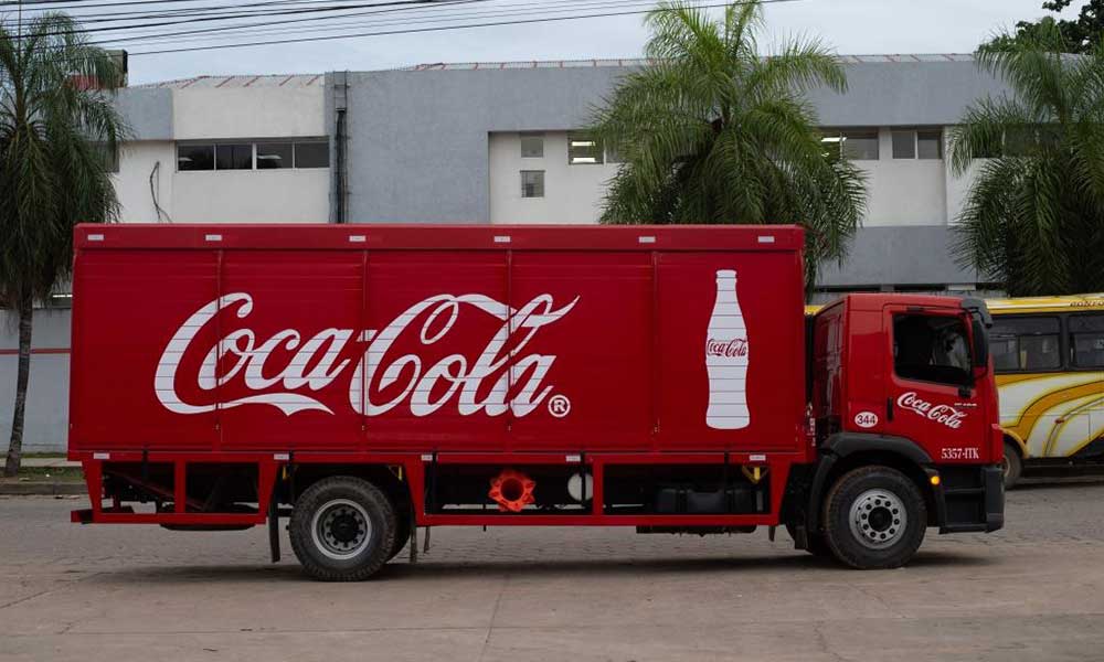 Coca-Cola renueva su compromiso con Bolivia en su 196 aniversario